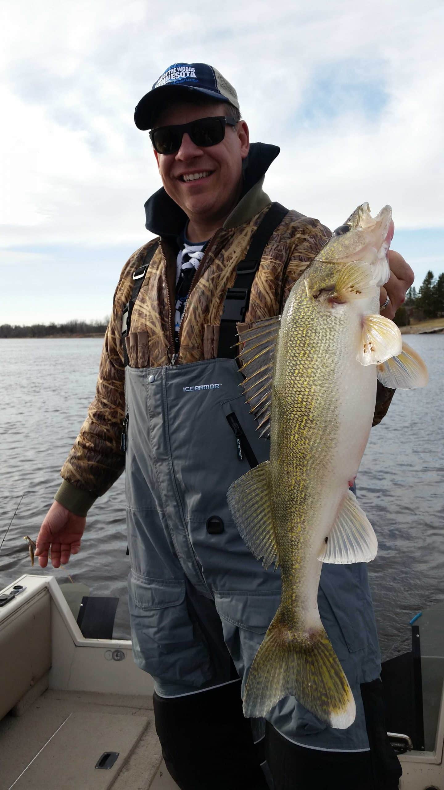 joe-henry-spring-walleye-2016-rainy-river - Lake of the Woods