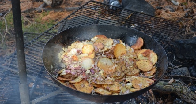 Amazing Shore Lunch on Lake of the Woods - Lake of the Woods