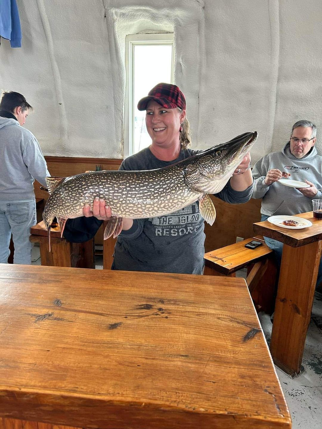 Great Bars - The Angry Walleye & Igloo on LOTW - Lake of the Woods